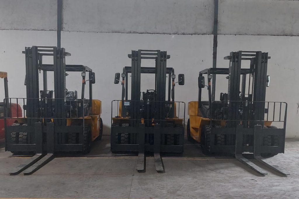 Promo Sewa Forklift Bringin Surabaya - Alat Angkat Surabaya